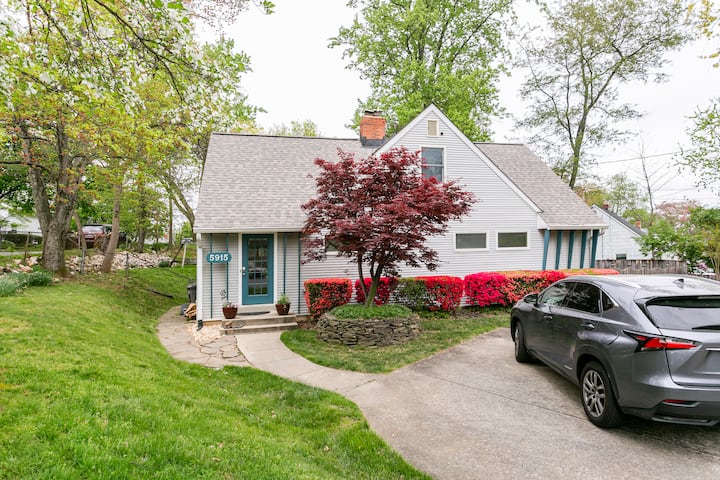 Rockville Elegant 2 Bedroom Suite - Rockville, MD