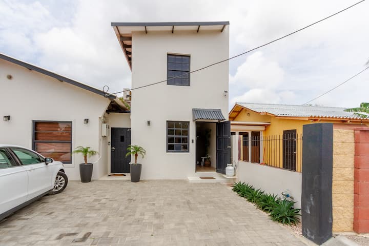 Cozy Apartment Aruba, Near Shops & Beaches - Aruba