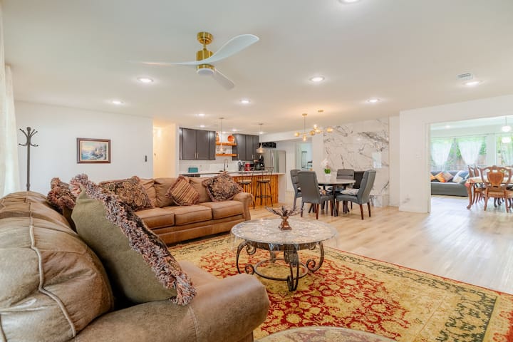 Modern 3-bedroom Property Near Dfw, Las Colinas & Love Field - Irving
