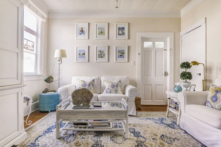 Casa De Flora B Relaxed Elegance In St Augustine - St. Augustine, FL