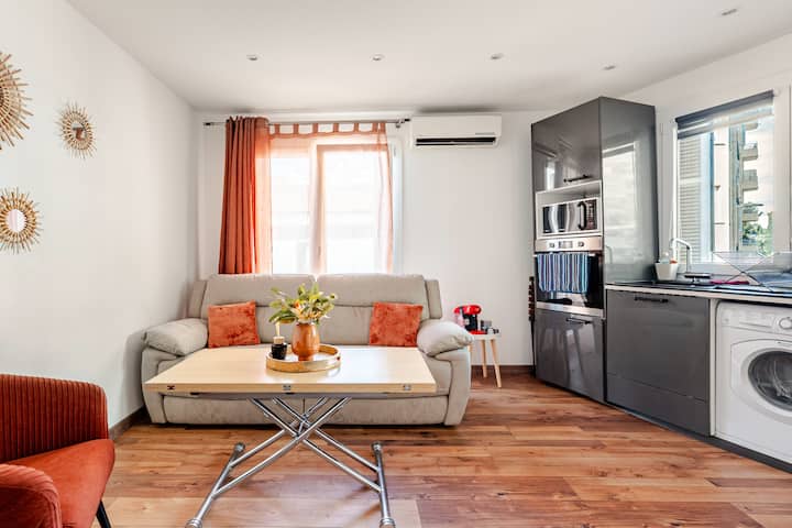 2-3 Pièces Au Coeur D'antibes- Plage & Gare à Pied - Antibes