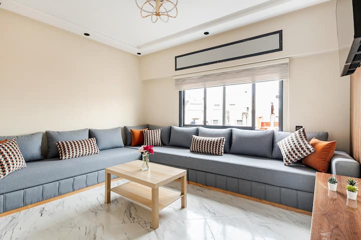 City Center Apt | Steps To Beach & Portuguese City - El Jadida