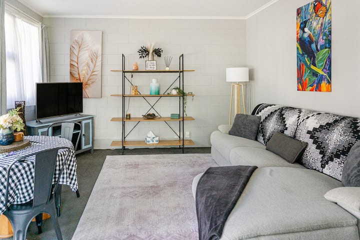 Clean And Homely 2 Bedroom Unit Near Cbd. - Taupo