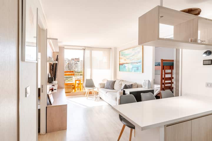 Modern 2-bedroom Apartment | Mountain View - Santiago (Chile)