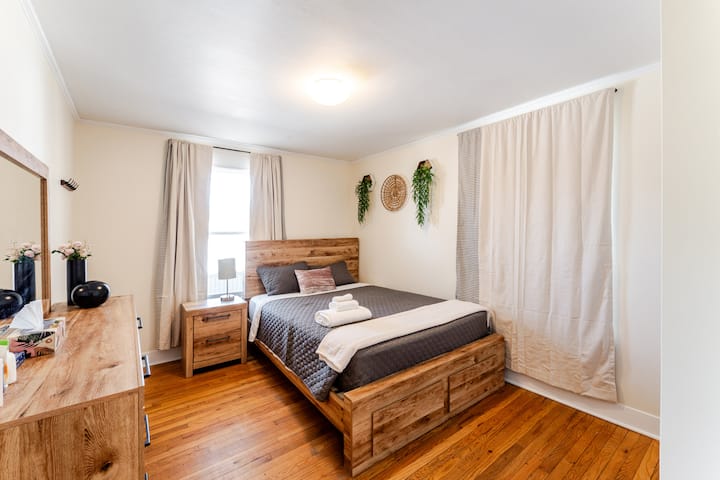 Central Ct Executive Stay - Wallingford, CT