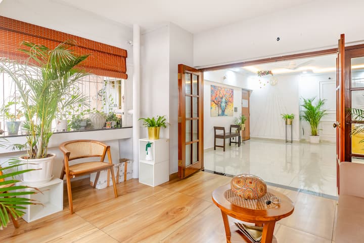 Stayory Luxe @ S12 - 3 Bed / 3 Bath Luxury Stay - Bengaluru