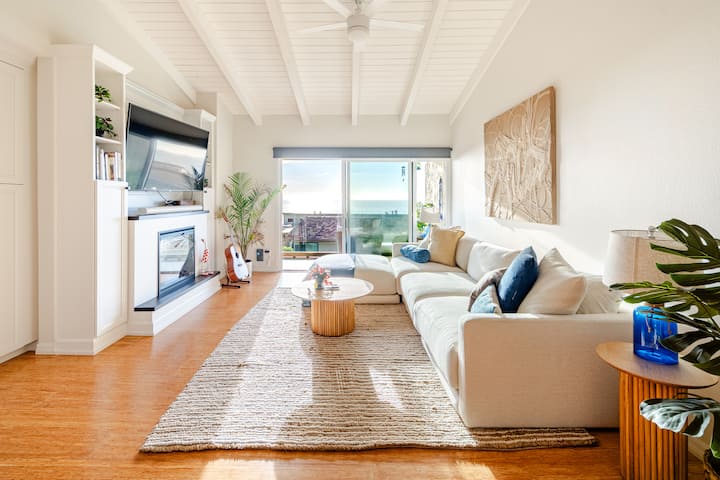 Beachfront Solana Escape: Pool, Tennis, 2b2b, View - Encinitas, CA