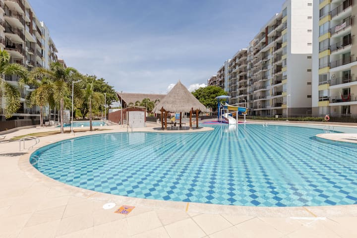 Family Condominium - Peñazul Ricaurte Pools - Girardot