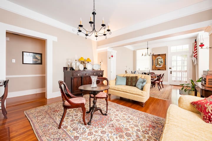 Superhost Comfort On Pritchard Pl.(private Bath) - New Orleans, LA