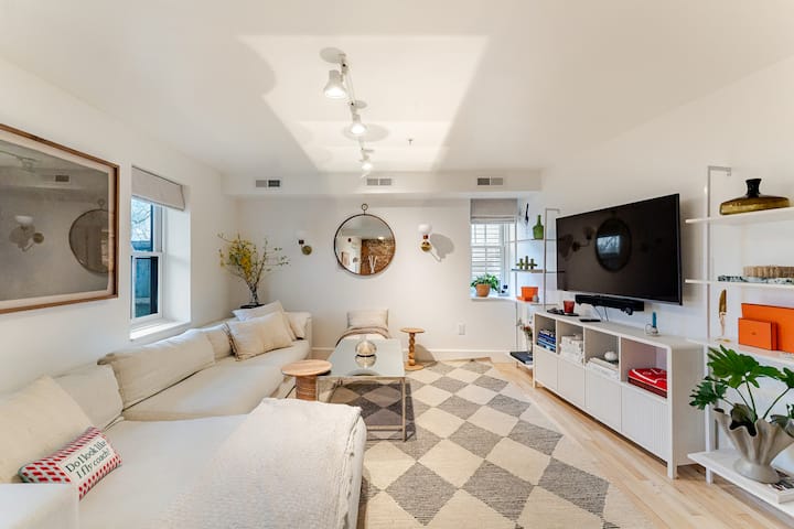 Interior Designer Creekside Stay | Patio + Main St - Newburgh, NY