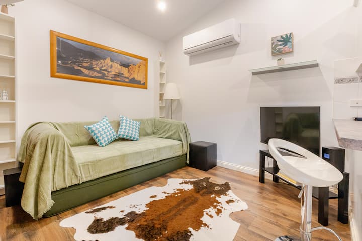 Stylish Windsor Gardens Escape - 15 Min To Cbd - Adelaide