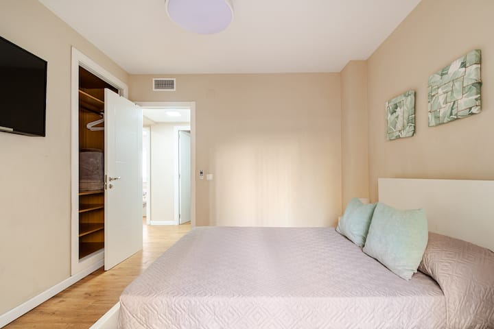 3 Habitaciones, Zona Vialia, Centro. - Málaga