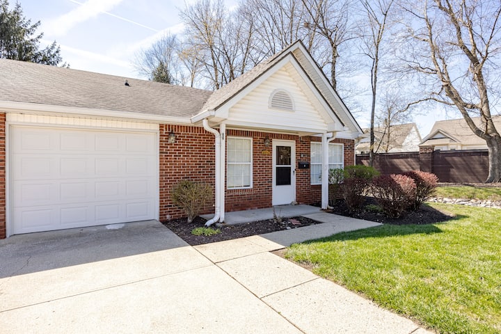 Keystone Garden Villa G - Indiana