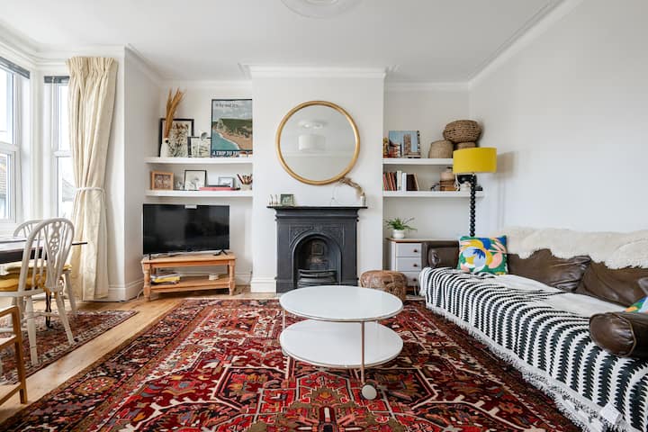 Hideaway By Sea - Steyning