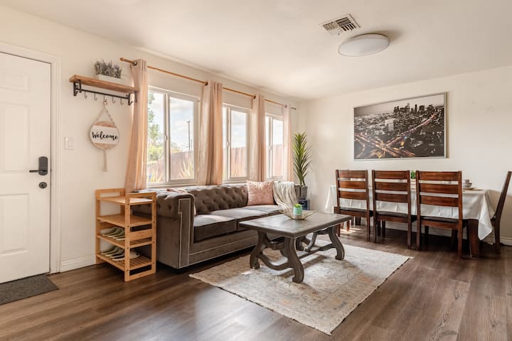 Cozy House With Full Kitchen 2 Bedrooms. - La Puente, CA