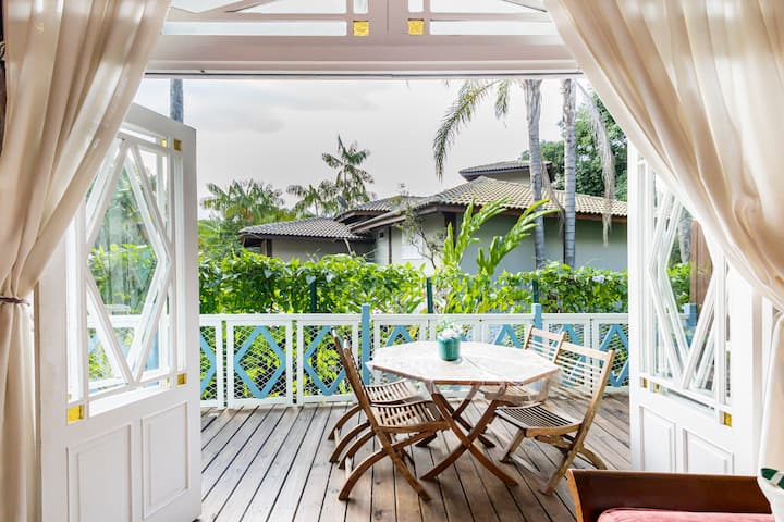 Apê Aconchegante Em Condomínio Frente A Praia - イリャベラ