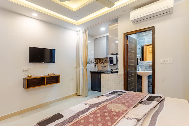 115,entire Rental Unit In New Delhi, India - New Delhi