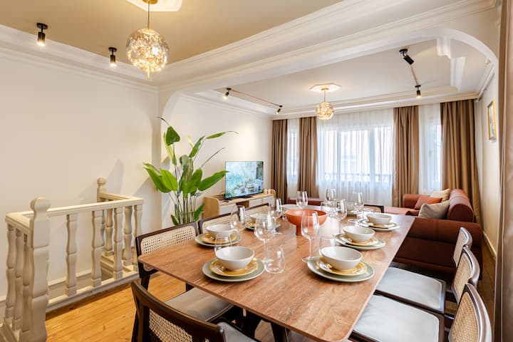 Fully Ac Historic 3br Duplex With Balcony | Balat - Fatih
