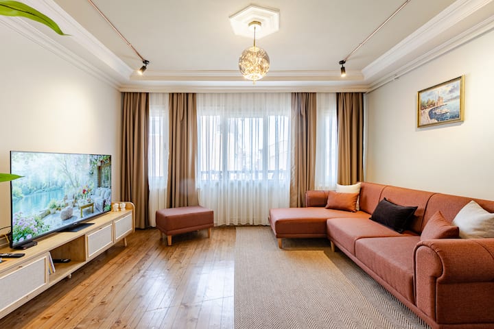 Iconic 5-bedroom Historic Mansion | Balat - Fatih