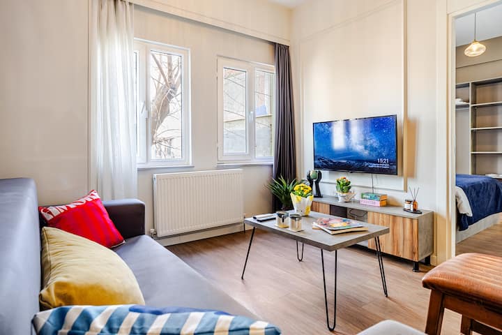Modern 1br -2 Baths-prime Location Near Galataport - İstanbul