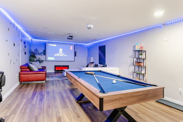Modern Private Suite W/pooltable + Theater Fifa Wc - Stone Mountain, GA