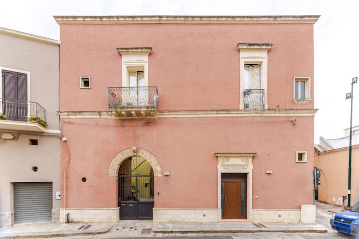Casa Al Centro Tre Stanze Tre Bagni Giardino Volte - Lecce