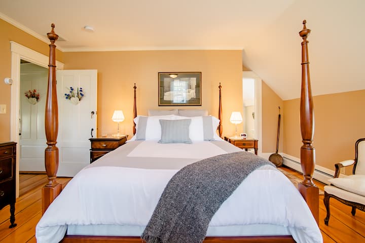Harlow Pope Inn, Sagamore Massachusetts - Cape Cod, MA