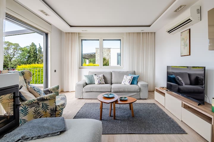 Sunset Family Reatreat Flat, Pool Jacuzzi, 3br B2 - Yalıkavak