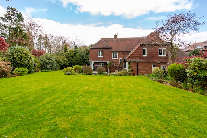 Large Double In Hexham- Close To Town Centre. - Hexham