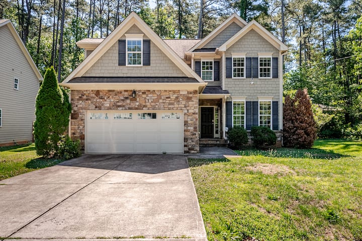 Walnut St Manor - Cary, NC