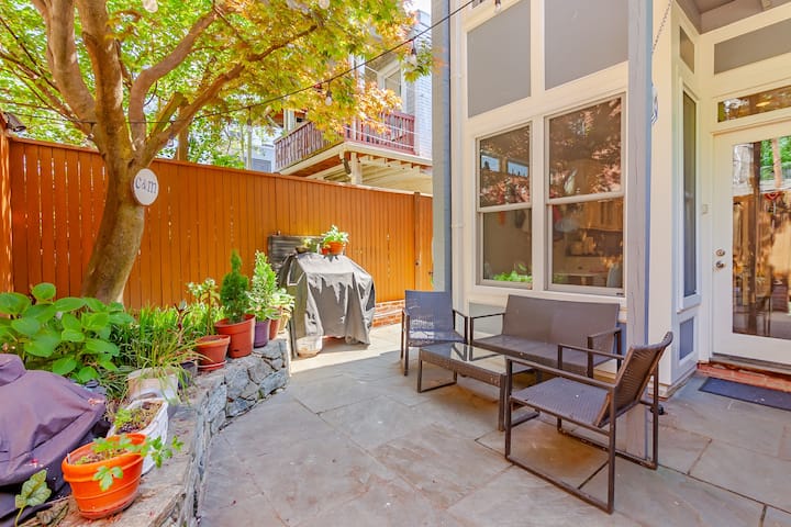 Comfy & Convenient 2br Apartment W/ Parking By Zoo - Bethesda, MD