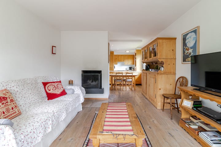 Sunny 2 Bedroom Flat With View In Gstaad - Rougemont