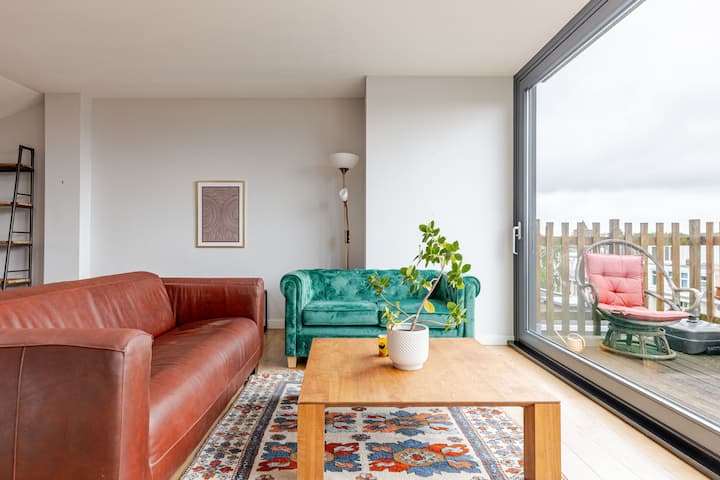 Charming Two-story Apartment In Amsterdam East - Amsterdam