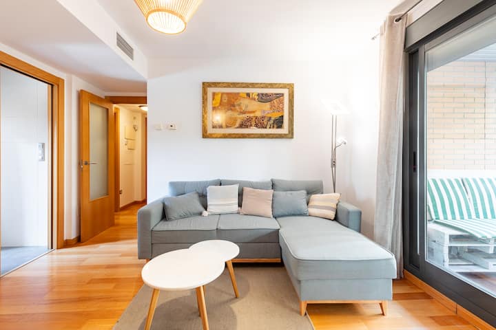 Apart Céntrico, Garage, King Size Beds Y Equipado. - Saragozza