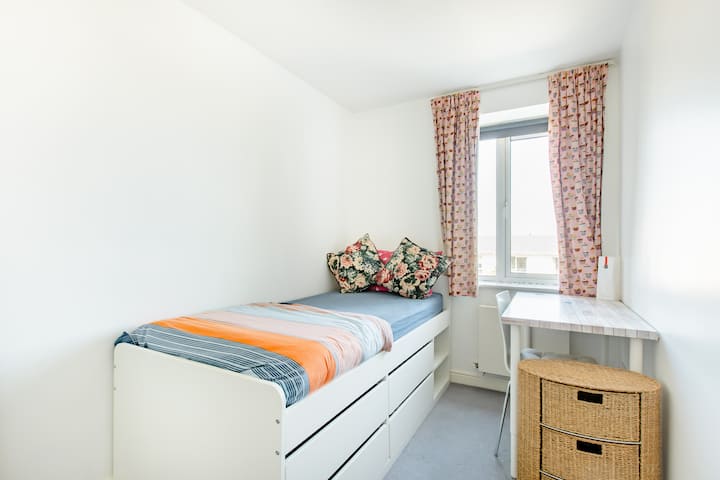 1 Bed Bedroom Near Dundrum-sandyford - Dublin