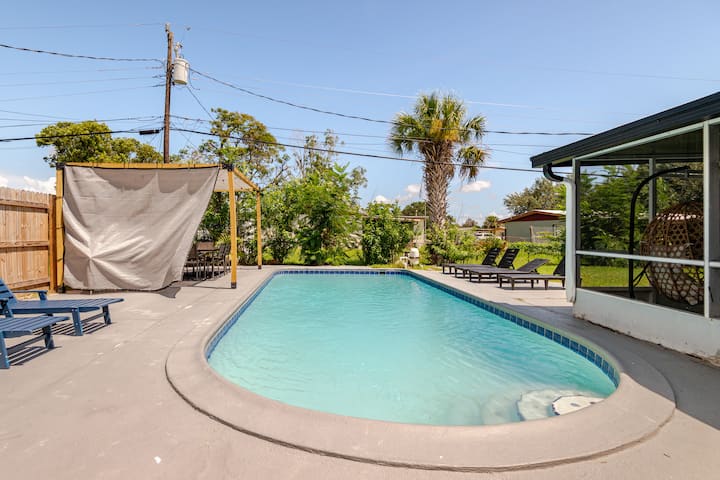 Spacious Cocoa Retreat | Near Beach & Port - Cocoa, FL