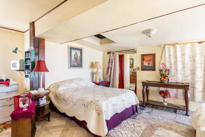 Desert Star-peaceful, Private, Joshua Tree,ca. - Joshua Tree