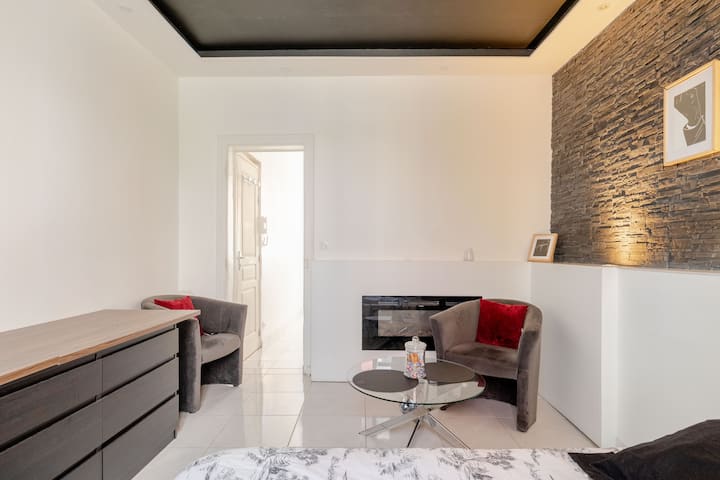 Angers Gare (5min à Pied) : Studio Moderne Pour 2 - Angers