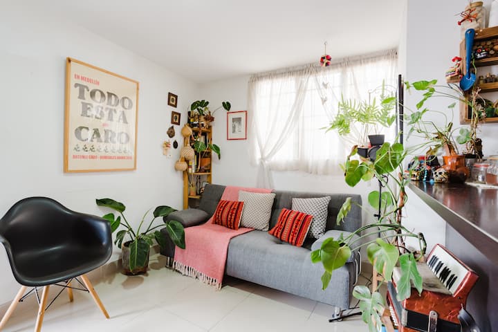 Comfortable Place In Medellín's Downtown - Medellín