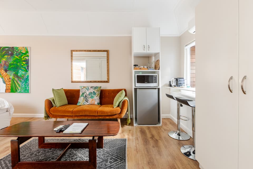 Rondebosch Vacation Rentals & Homes - Rondebosch, Cape Town, South ...