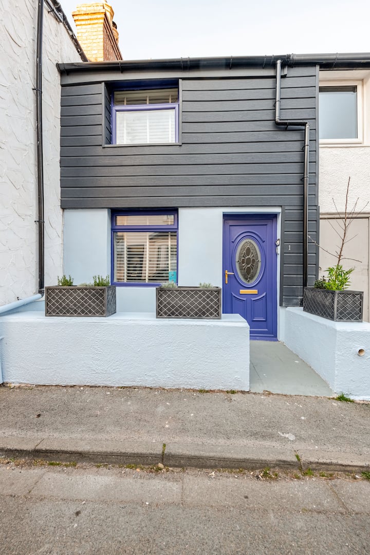 Ty Gwyn Bach Available For 365 Days Each Year - Llandudno