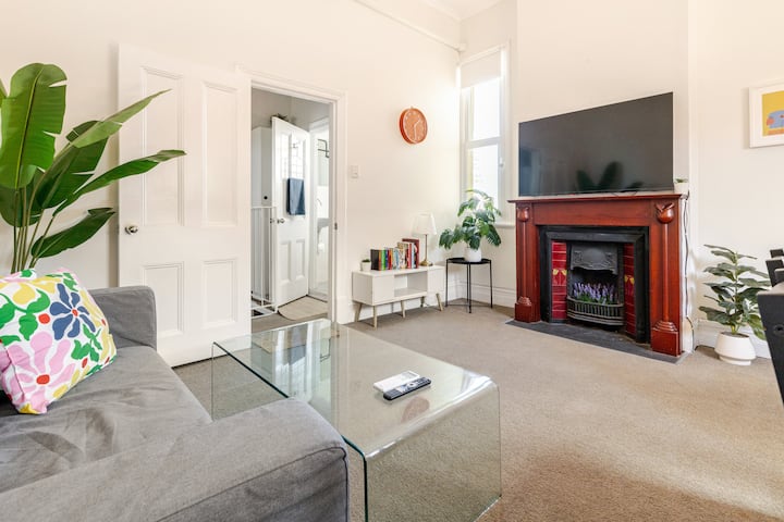 Entire 2br Henley Beach Retreat Steps To Beach - Adelaide
