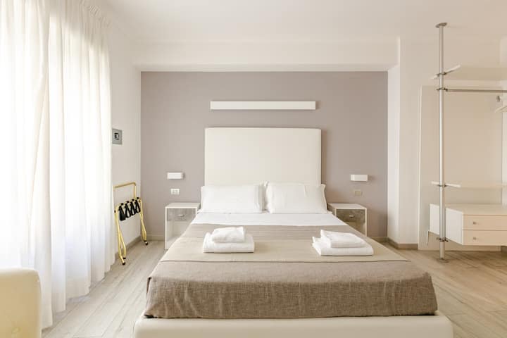 Downtown Double Room With Private Bathroom - Roma