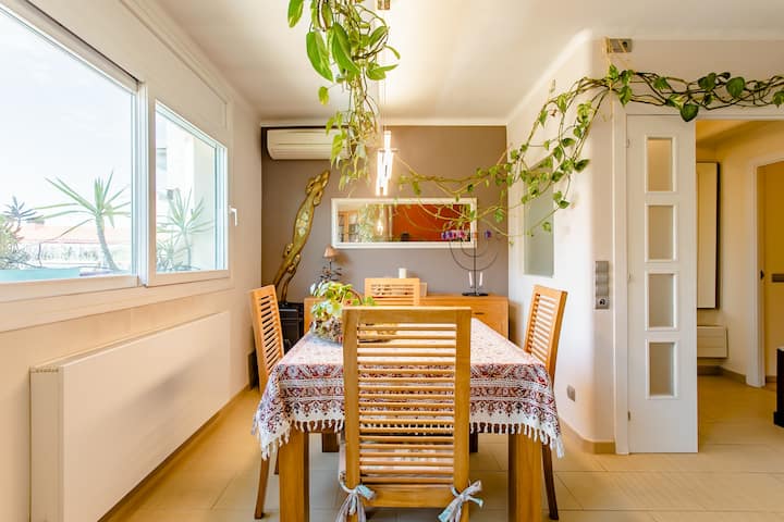 Illuminated And Quiet Room To Everywhere With A/c - Girona