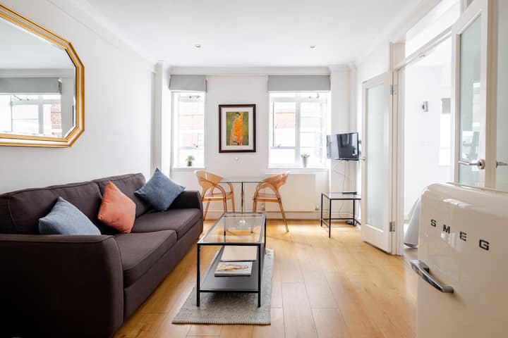 Bijou Chelsea Apartment With Ultrafast Wi-fi - Chelsea, Londra