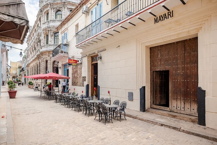 Hostal Mayari A (Plaza Vieja) (Internet Free 24h) - La Habana