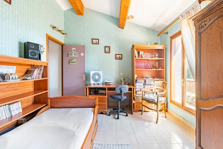 La Ciotat: Chambres Au Calme Vue Mer. - La Ciotat