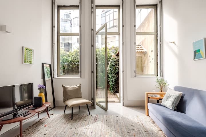 Veiga Garden House - With Garden & Near Bolhão Mkt - Porto