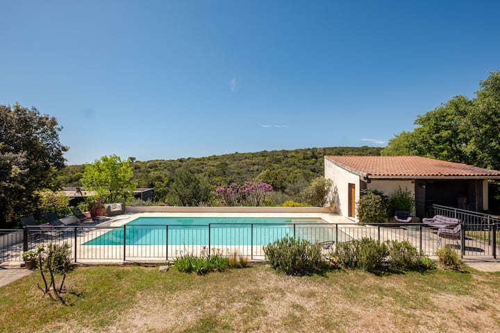 Villa Au Cœur De La Garrigue Nîmoise - Nimes