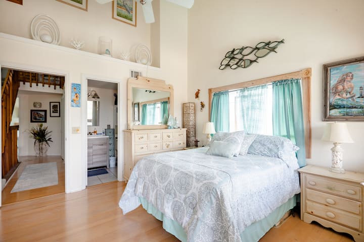 Private Poolside Room W Beach/river Access - 멜버른 비치